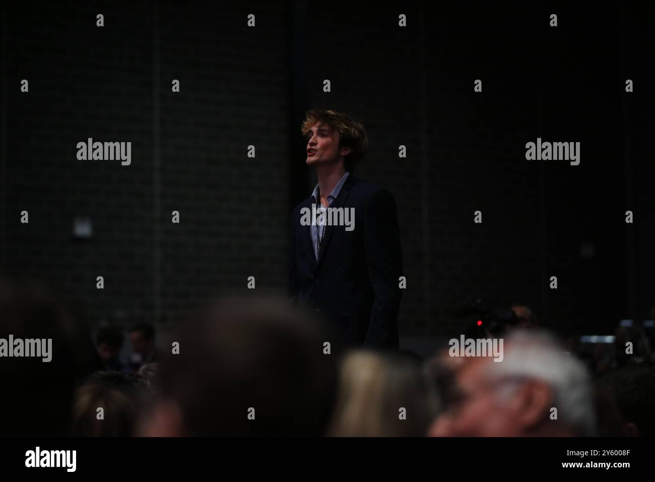 Rachel reeves shouting hi-res stock photography and images - Alamy