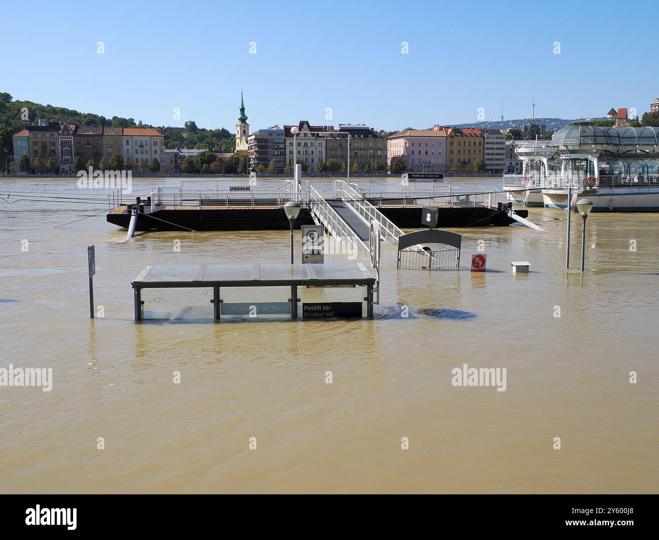 Danube river flood in Budapest, 21th September 2024, Budapest, Hungary ...