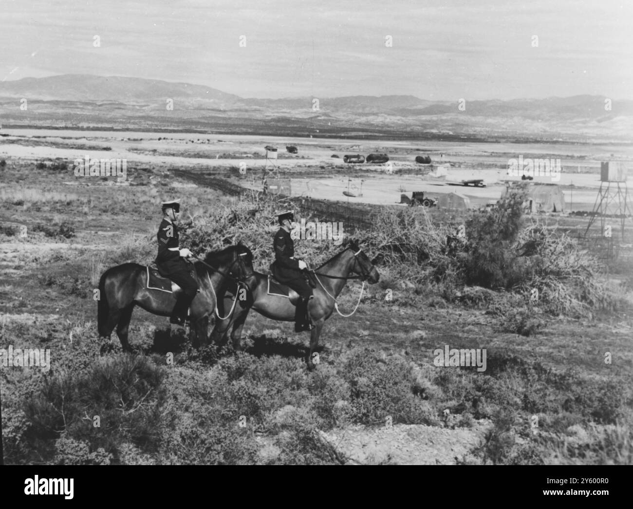 Royal air force police Black and White Stock Photos & Images - Alamy