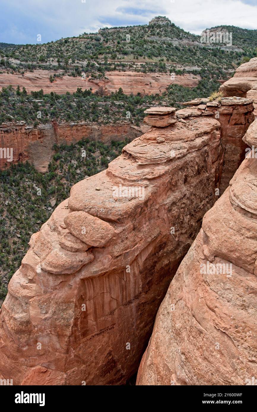 Eroding sandstone fissure on canyon wall in Colorado National Monument ...