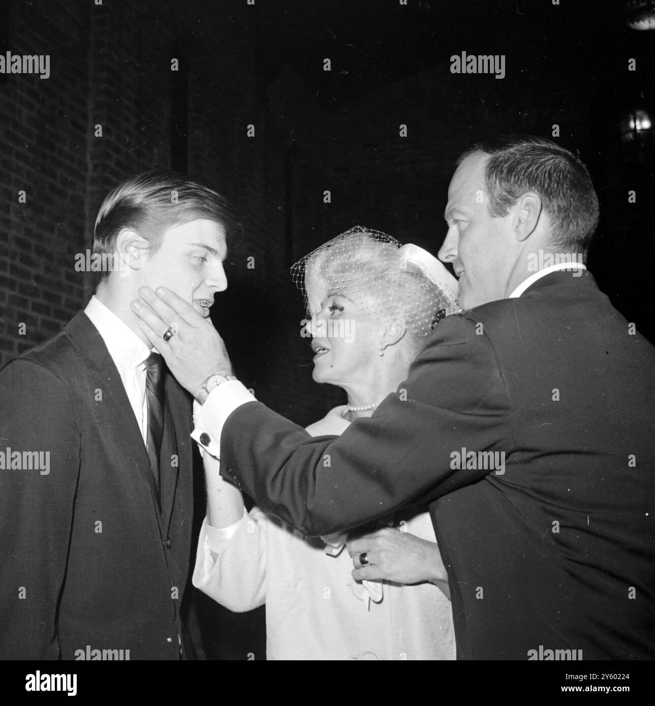 WILLIAM MARSHALL WEDS GINGER ROGERS / 22 MARCH 1961 Stock Photo - Alamy