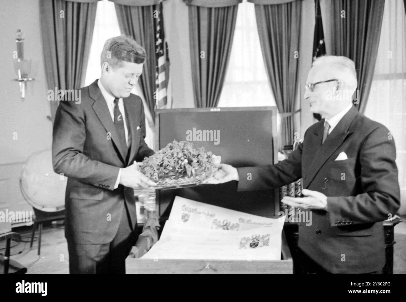 THOMAS KIERNAN WITH JOHN F KENNEDY - ST PATRICK'S DAY IN WASHINGTON/ 20 ...