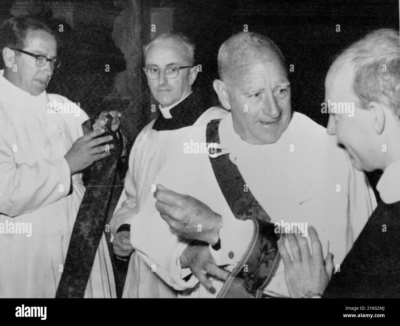 GORDON JOHN PRIEST + CAVANAGH J GARVEN / 18 MARCH 1961 Stock Photo - Alamy
