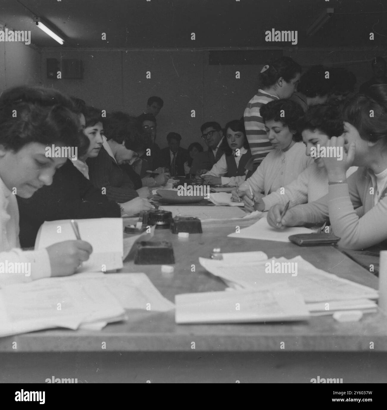 TRAINING FOR THE TRIAL- NAZI ADOLF EICHMANN COURTROOM IN JERUSALEM 15 ...