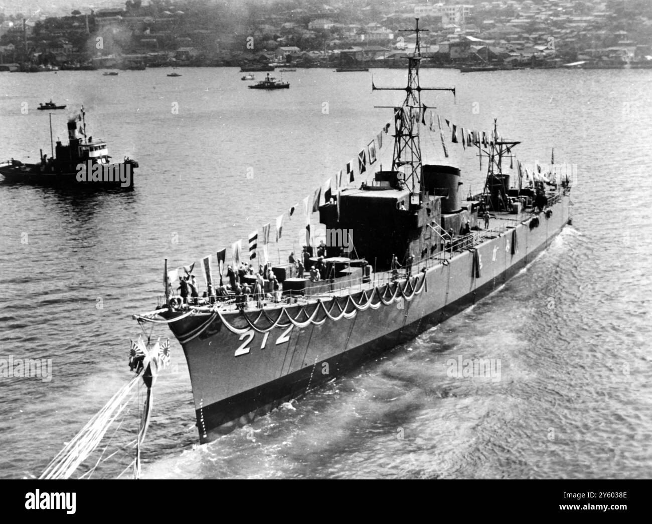 NAVY MOGAMI DESTROYER LAUNCHED NAGASAKI 15 MARCH 1961 Stock Photo - Alamy