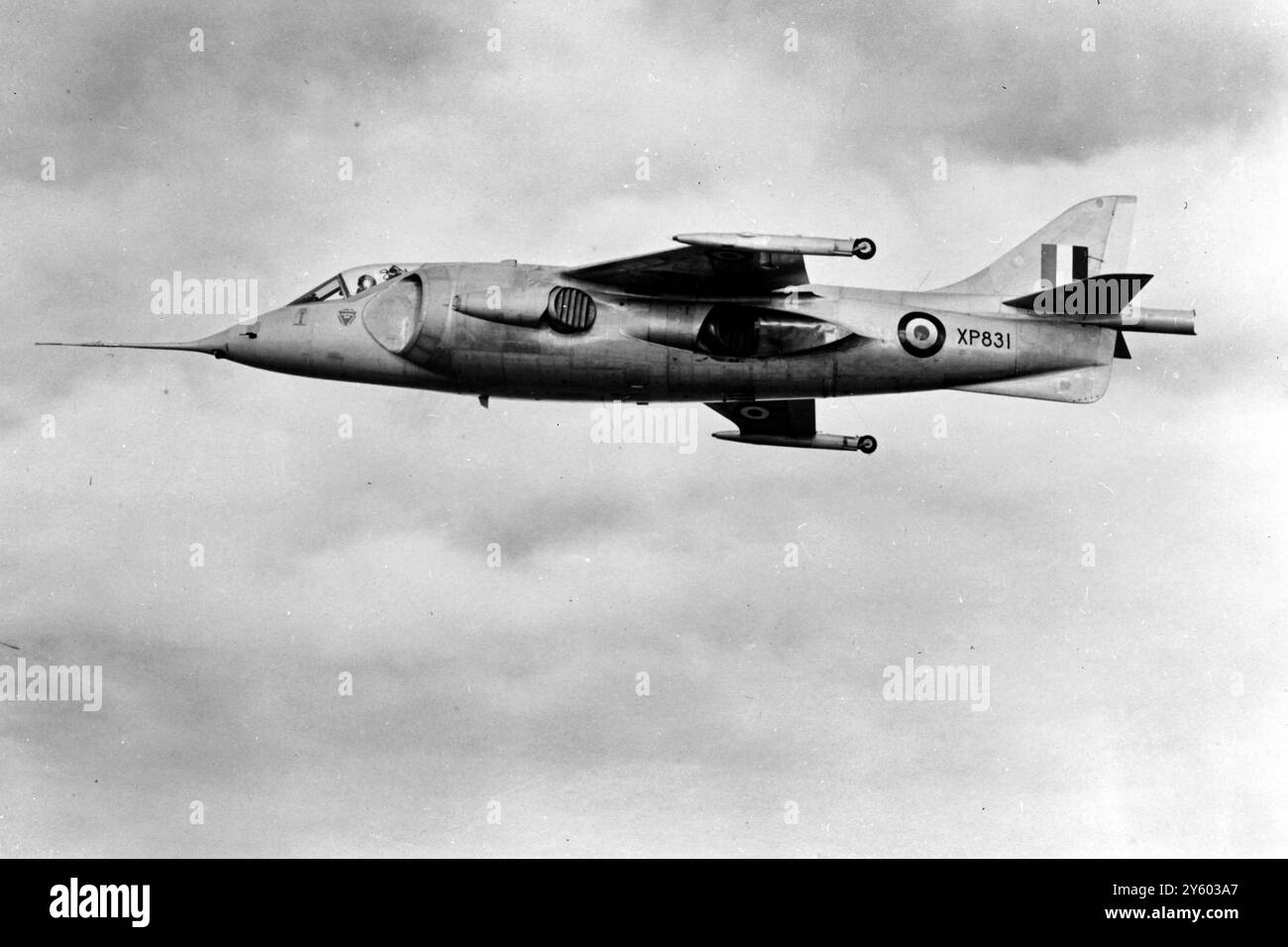 Hawker p 1127 hi-res stock photography and images - Alamy