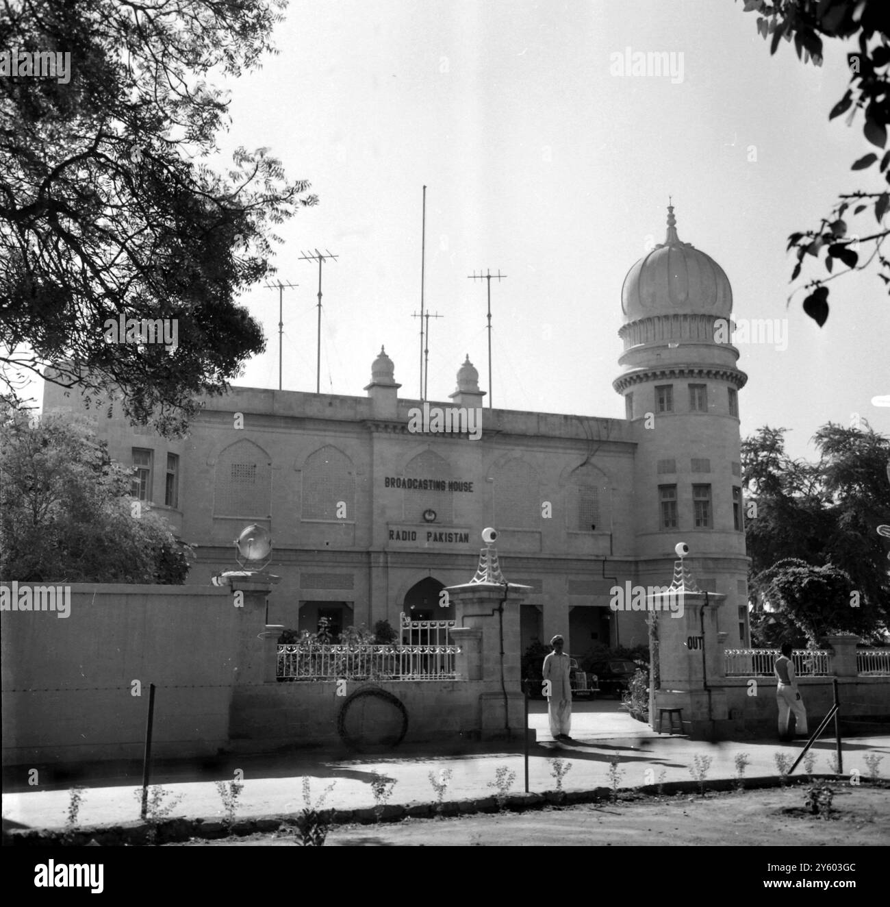 Radio pakistan hi-res stock photography and images - Alamy