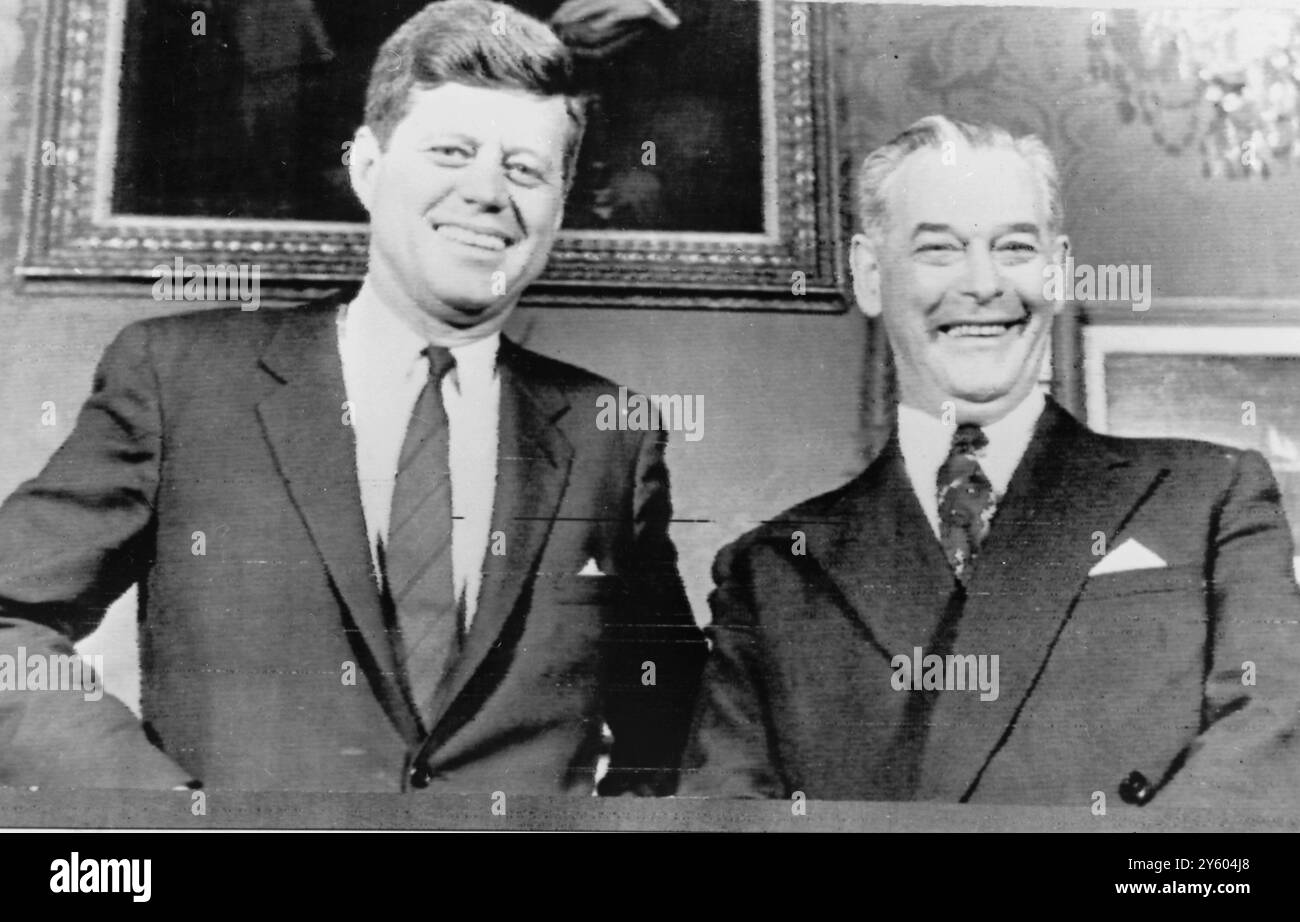 US PRESIDENT JOHN F KENNEDY WITH PRIME MINISTER OF NEW ZEALAND KEITH ...