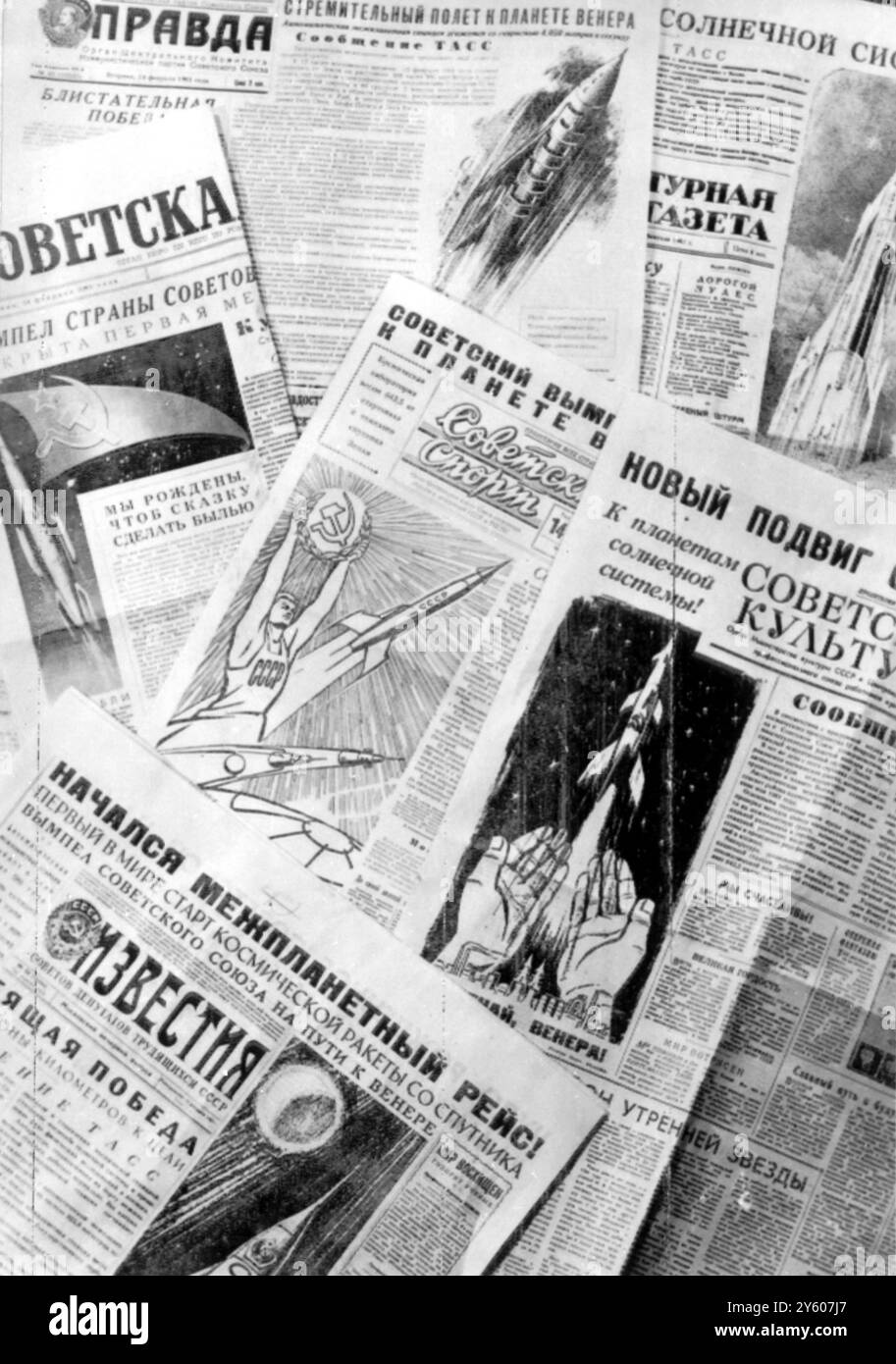 RUSSIAN NEWSPAPERS FRONT PAGES SHOWING ROCKET 14 FEBRUARY 1961 Stock ...