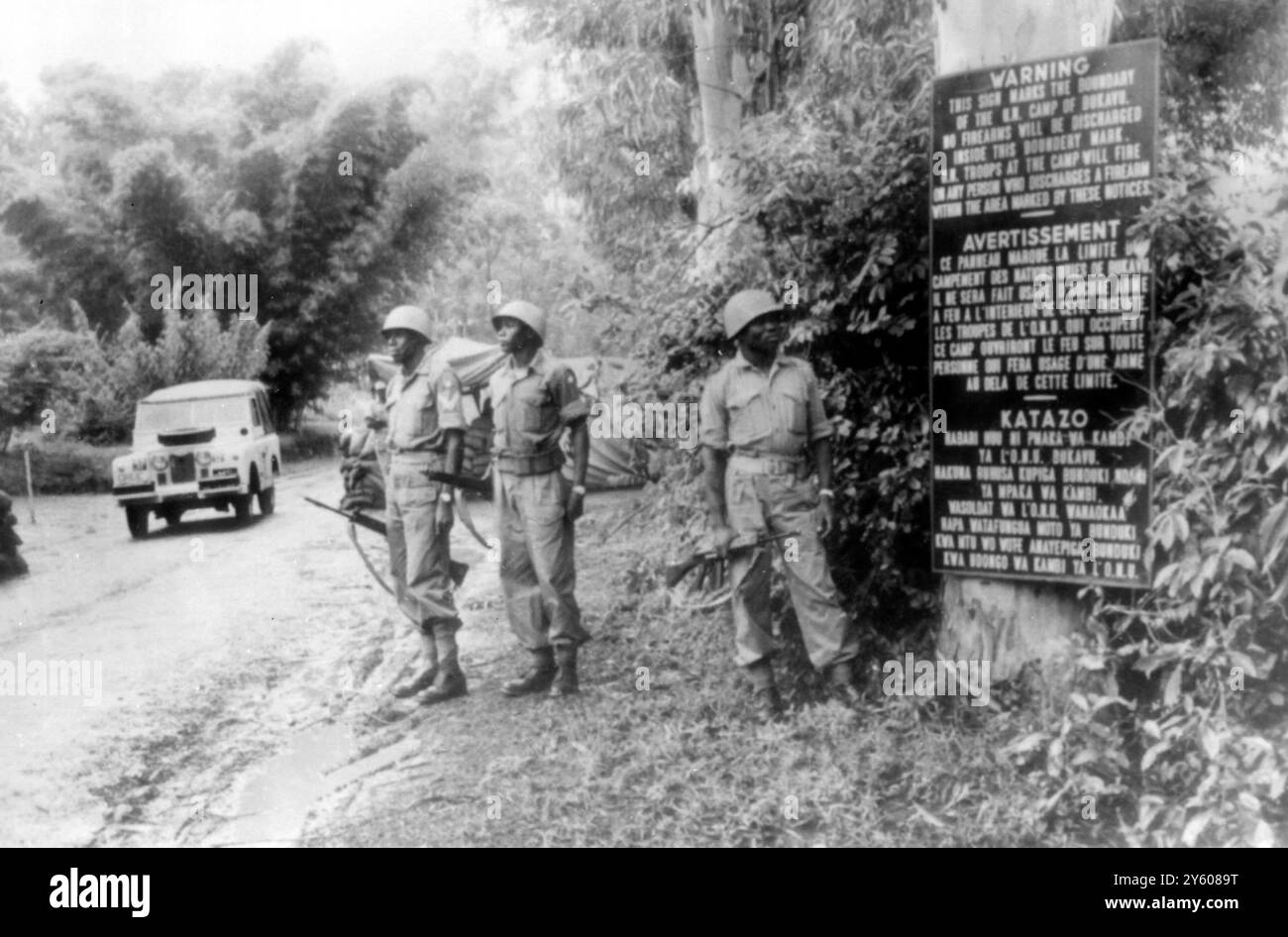 UN NIGERIAN CHECKPOINT BUKAVUY SIGN POINTS OUT UN TERRITORY 7 FEBRUARY ...