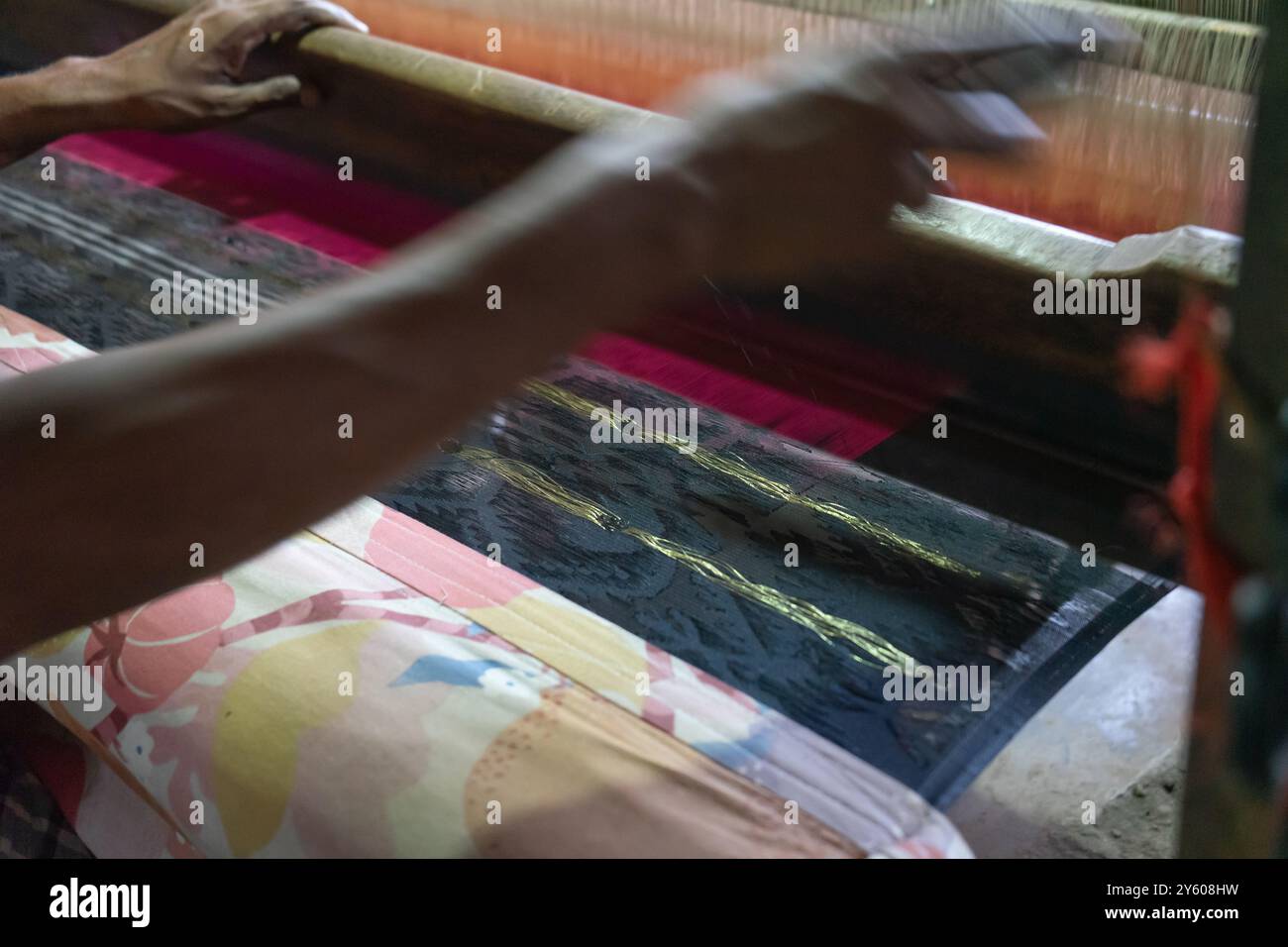 Traditional handmade weaving technique, handloom. Bangladesh Stock ...