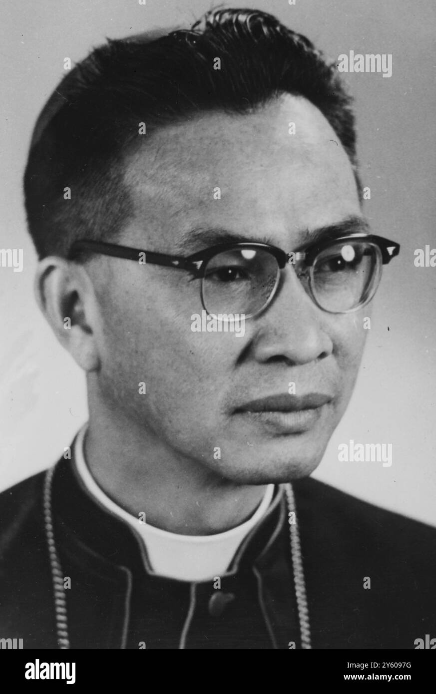 Manek manek hi-res stock photography and images - Alamy