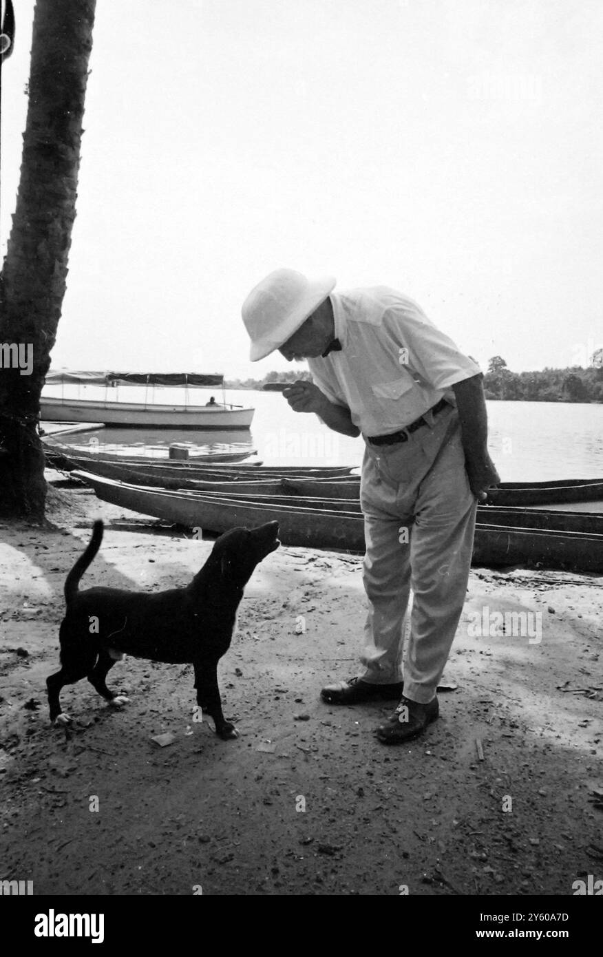 DR ALBERT SCHWEITZER PORTRAIT / 24 JANUARY 1961 Stock Photo - Alamy