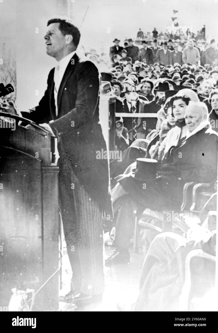 US PRESIDENT JOHN F KENNEDY WARREN EARL / 20 JANUARY 1961 Stock Photo ...