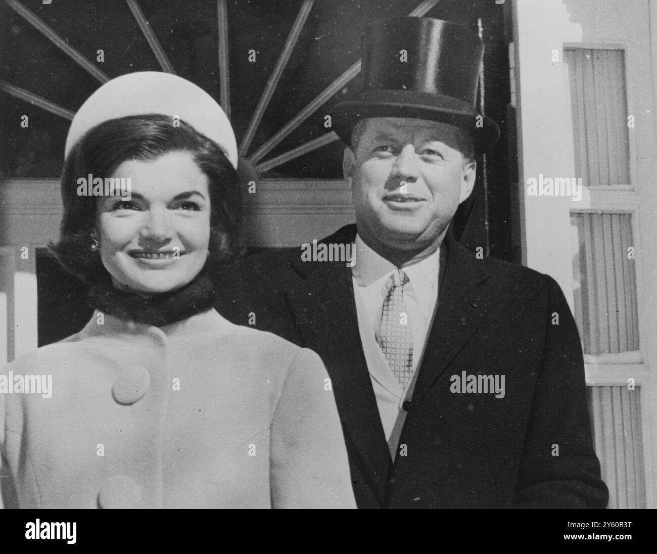 US PRESIDENT JOHN F KENNEDY WIFE INAUGURATION PARADE / 20 JANUARY 1961 ...