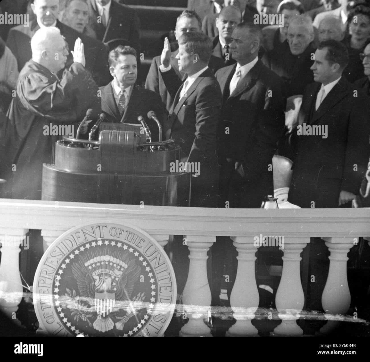 US PRESIDENT JOHN F KENNEDY TAKING OATH / 20 JANUARY 1961 Stock Photo ...