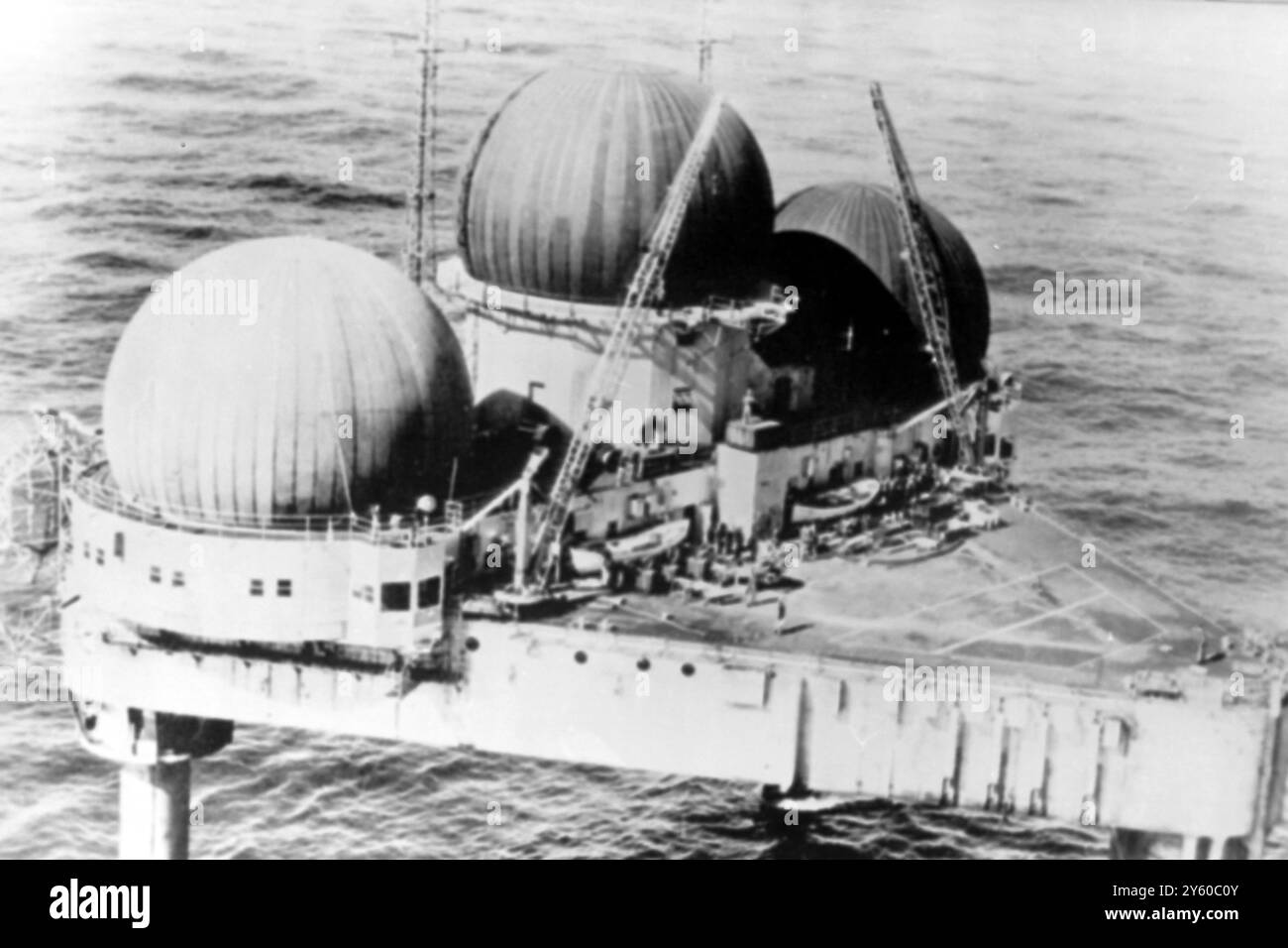 Atlantic radar Black and White Stock Photos & Images - Alamy