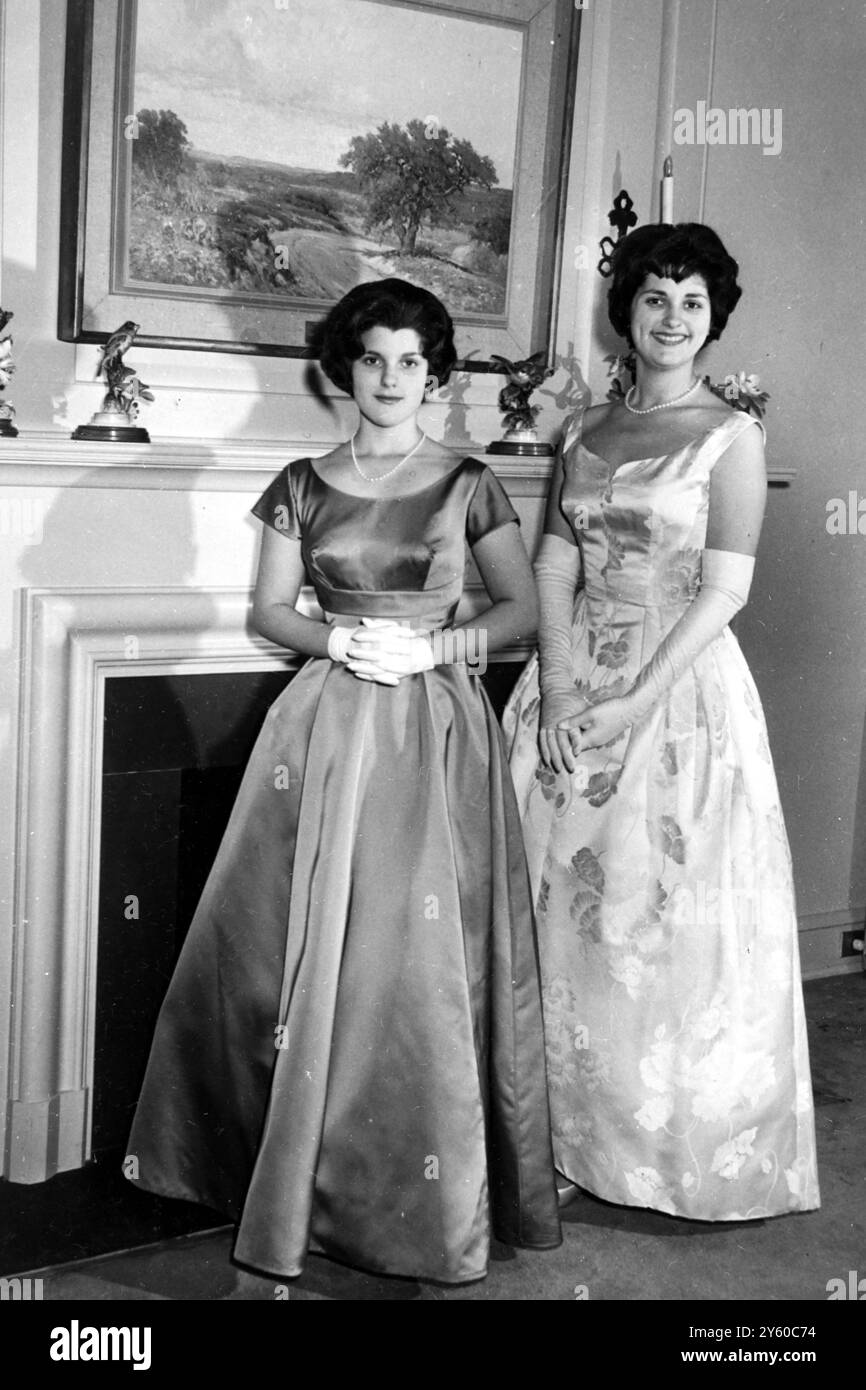 LYNDON JOHNSON DAUGHTERS - LUCY AND LYNDA 13 JANUARY 1961 Stock Photo ...