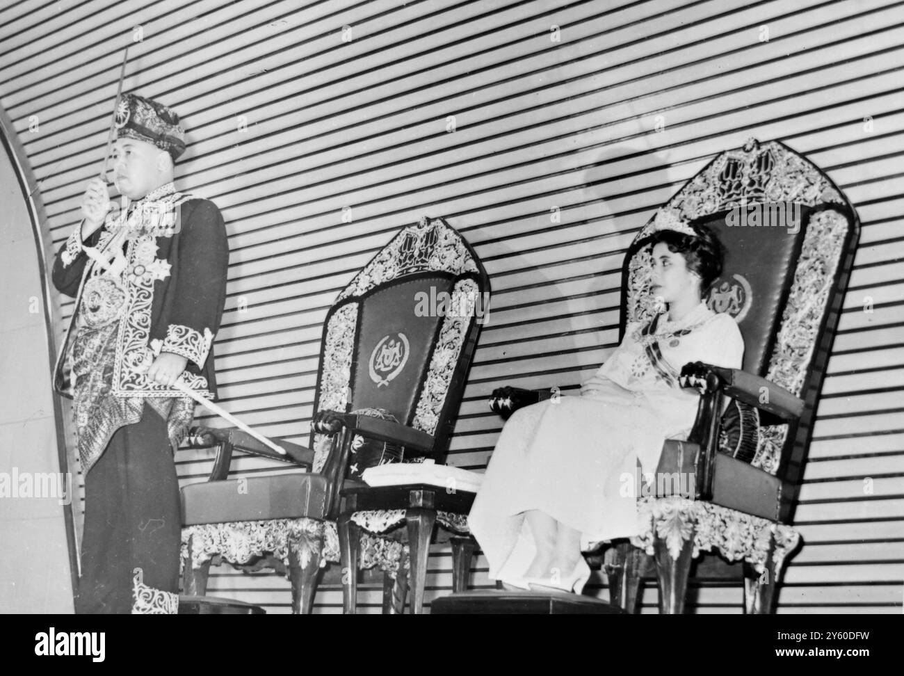 RAJA PERMAISURI AGONG WITH KING TUANKU SYED PUTRA IBNI ALMURHUM SYED ...