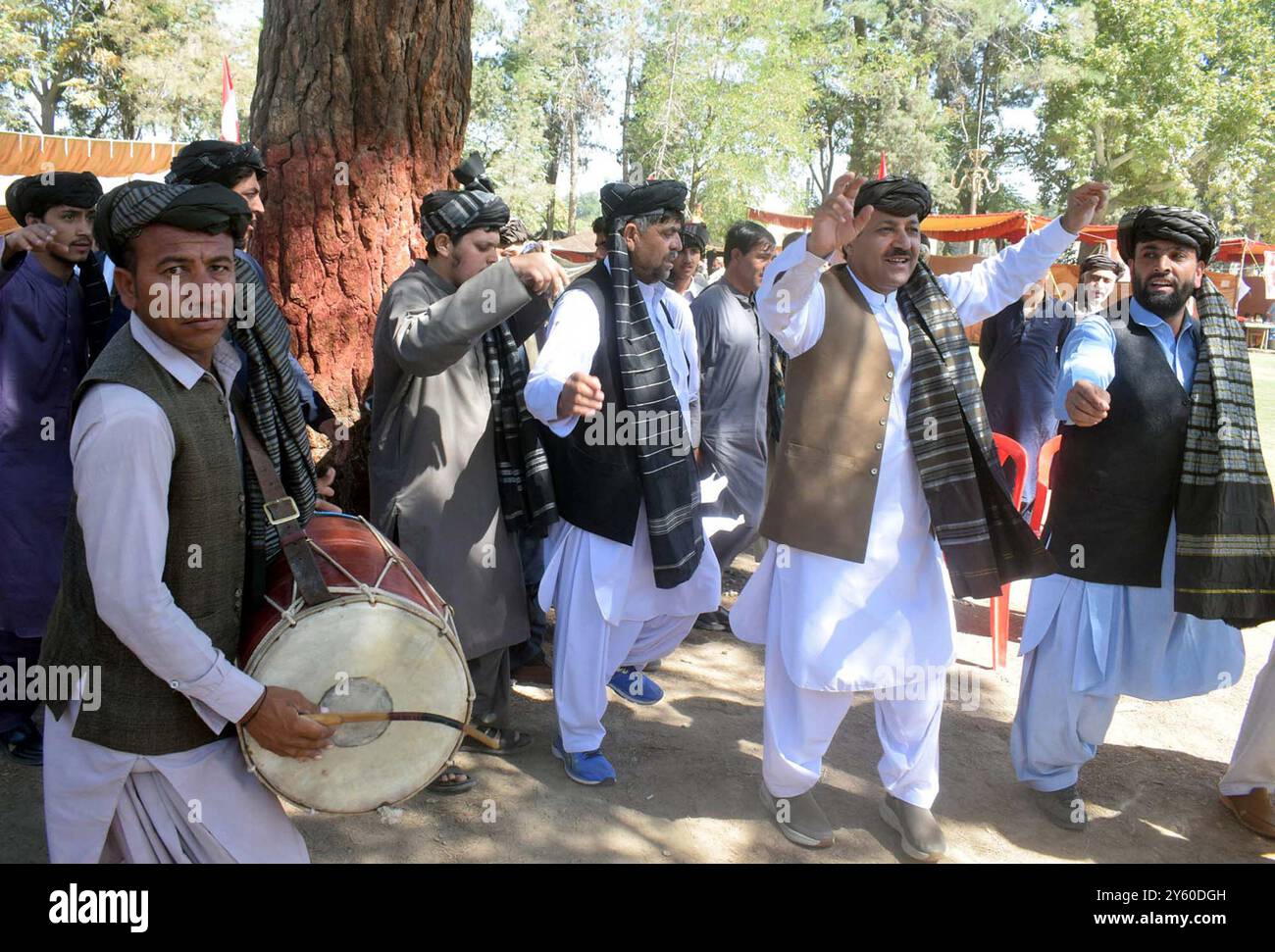 Pashtun culture hi-res stock photography and images - Alamy