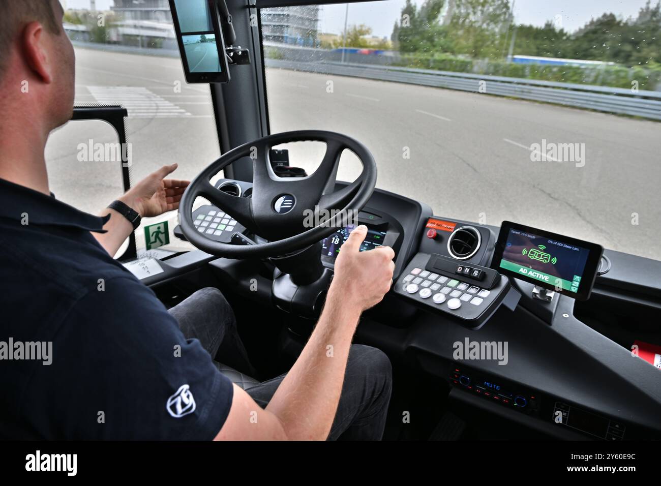Zf shuttle bus hi-res stock photography and images - Alamy