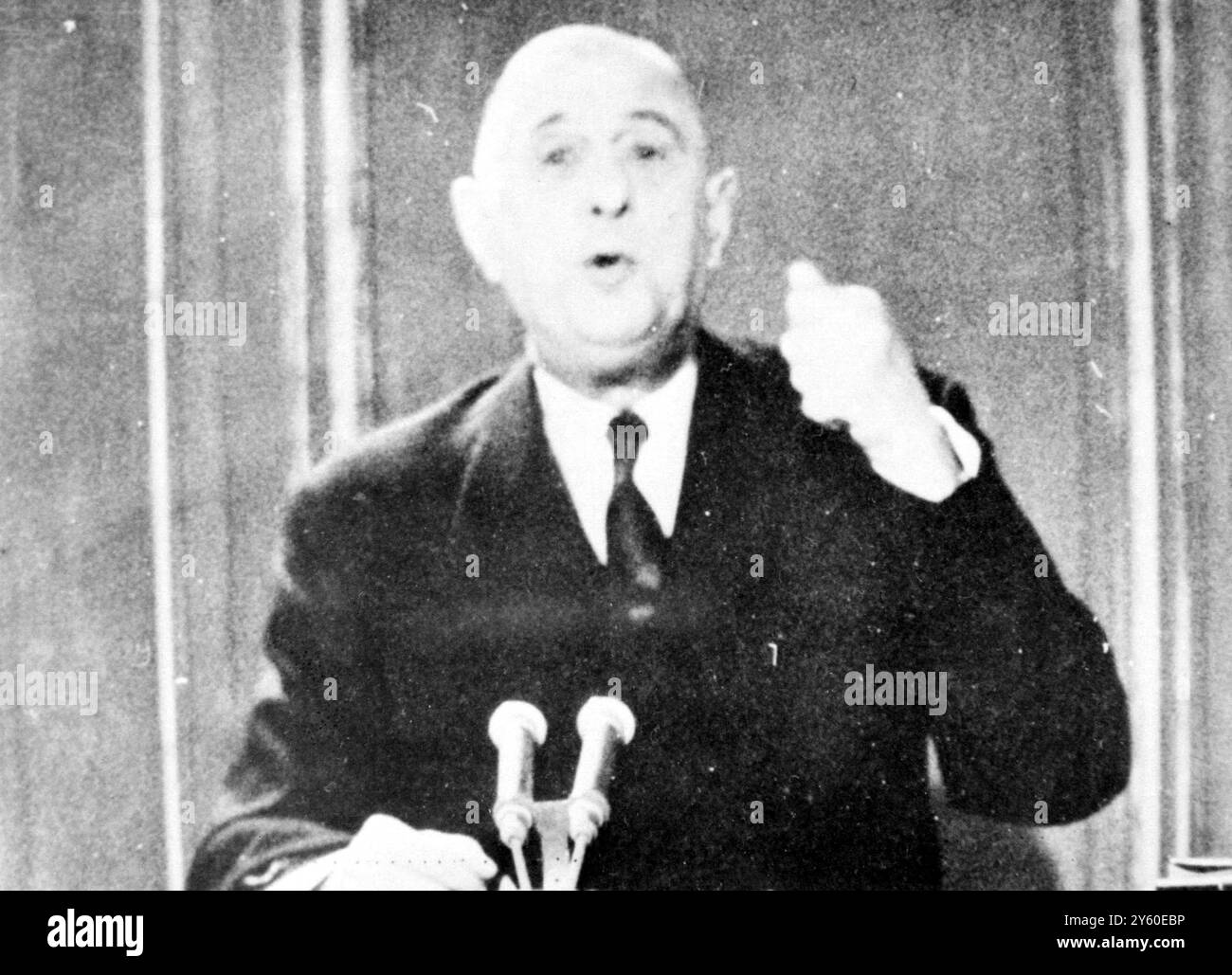 FRENCH PRESIDENT CHARLES DE GAULLE MAKES SPEECH / 31 DECEMBER 1960 ...