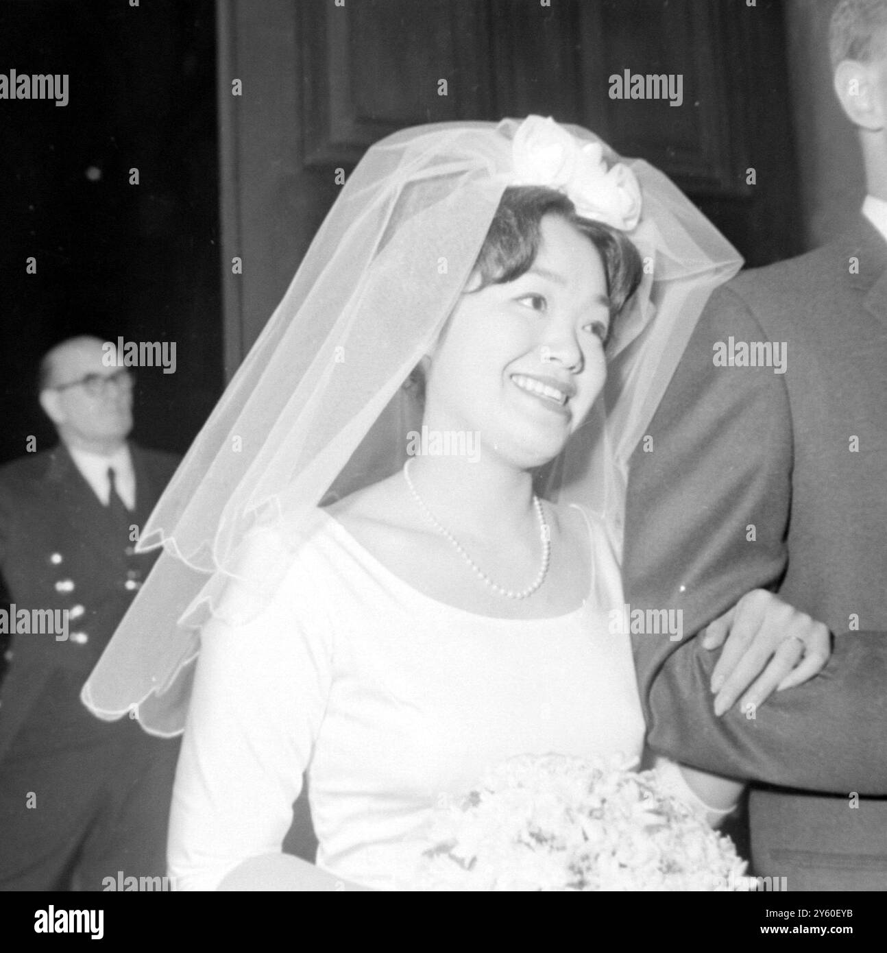 COYLE JOSEPH WEDS SAKI YAMA / 28 DECEMBER 1960 Stock Photo - Alamy