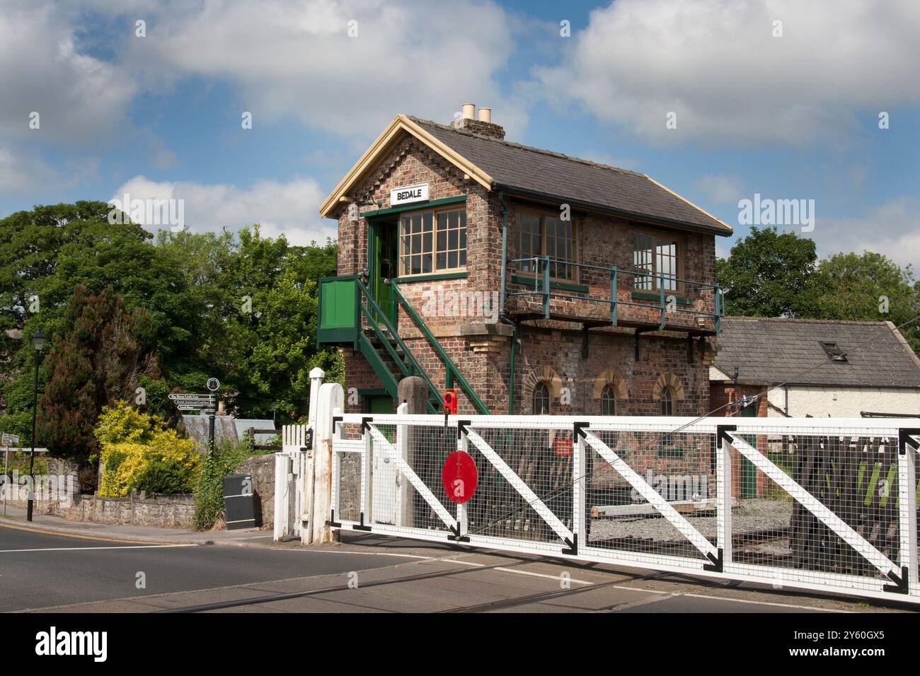 Bedale signal box at the level crossing, Wensleydale Heritage Railway ...