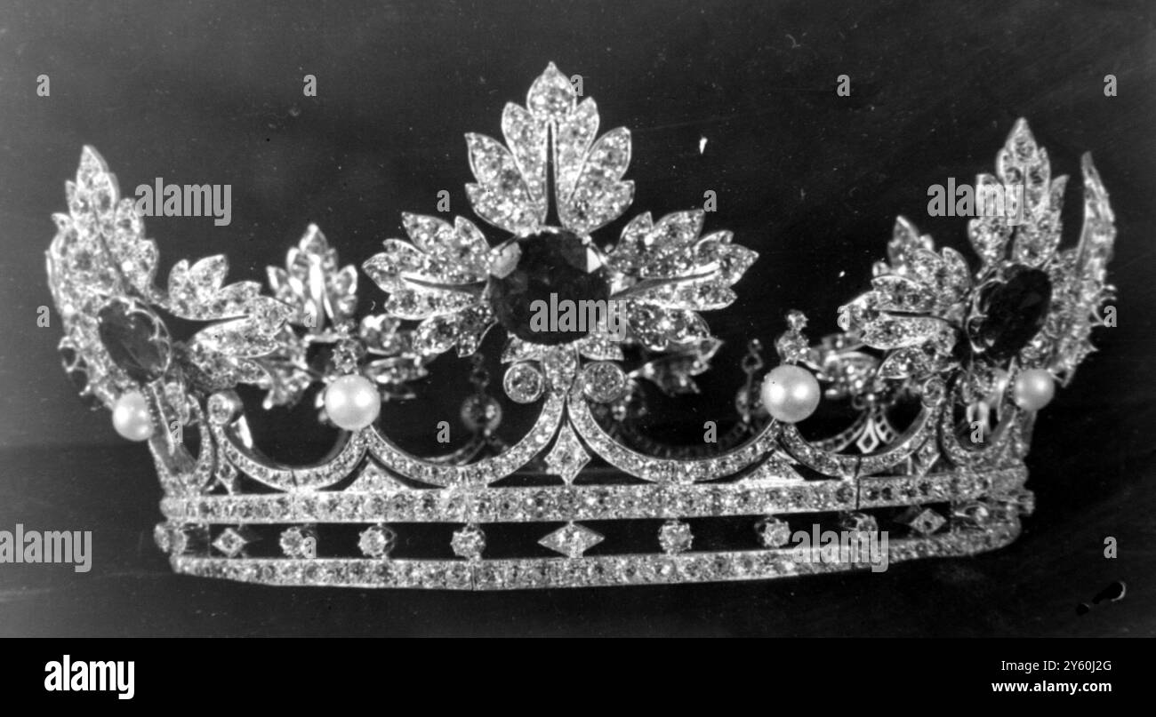 GIFTS ROYAL CROWN FROM GEN FRANCO FOR BAUDOUIN 7 DECEMBER 1960 Stock ...