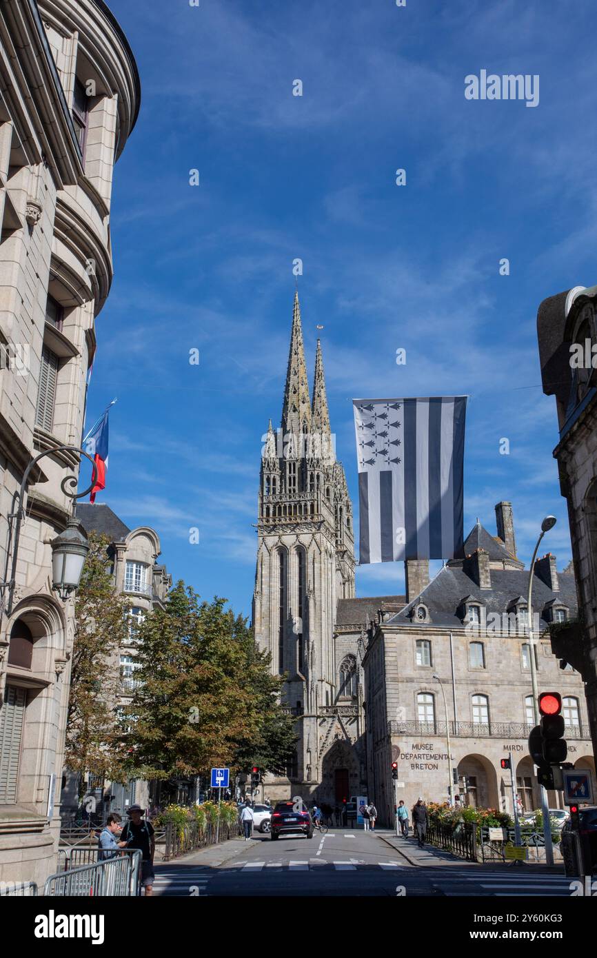 Quimper cathedral hi-res stock photography and images - Alamy
