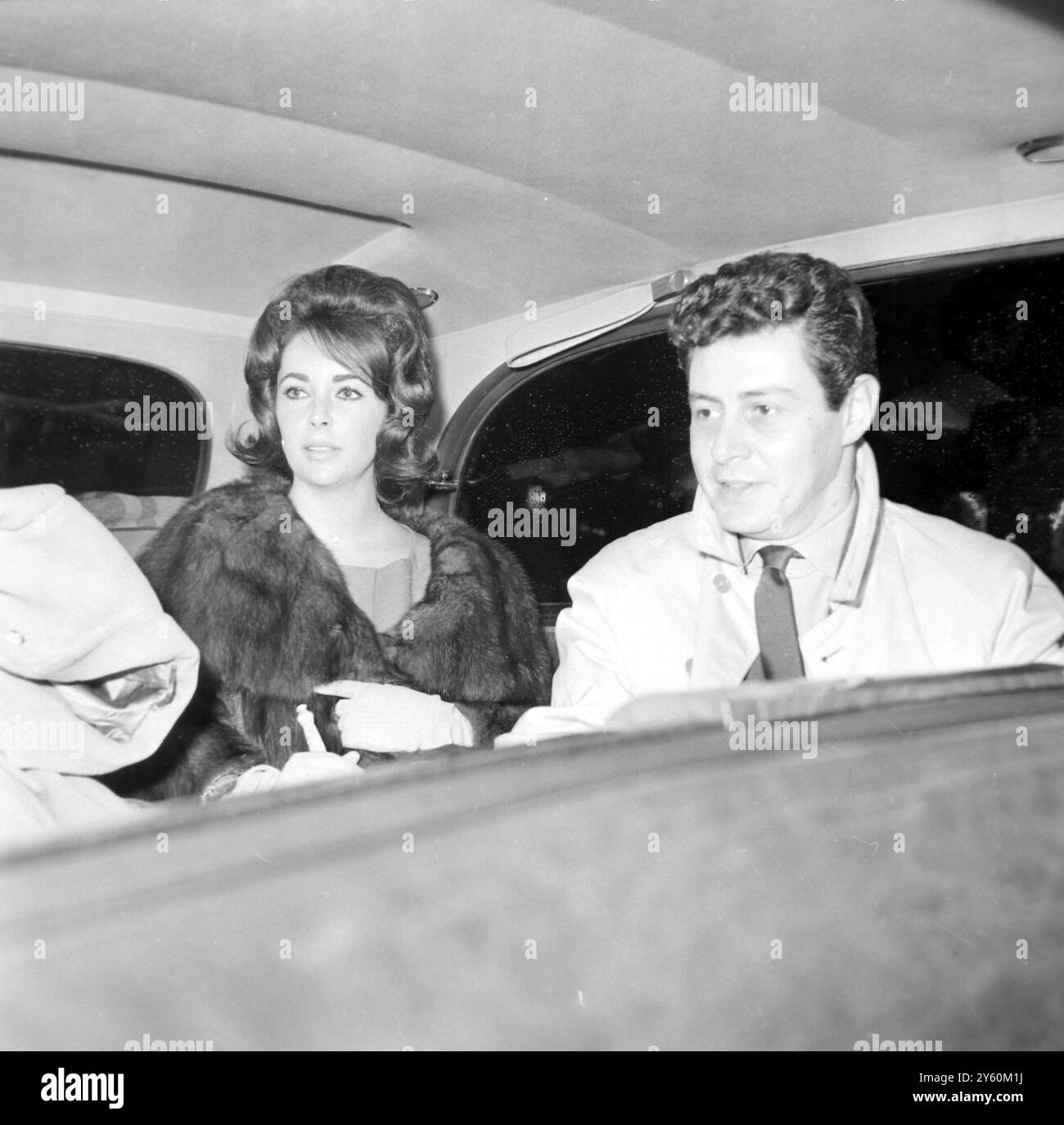 FISHER EDDIE TAYLOR TO PARIS / 25 NOVEMBER 1960 Stock Photo - Alamy