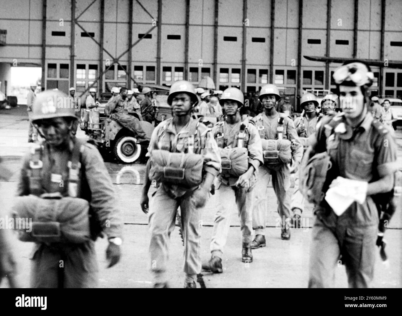 November 1960 hi-res stock photography and images - Alamy