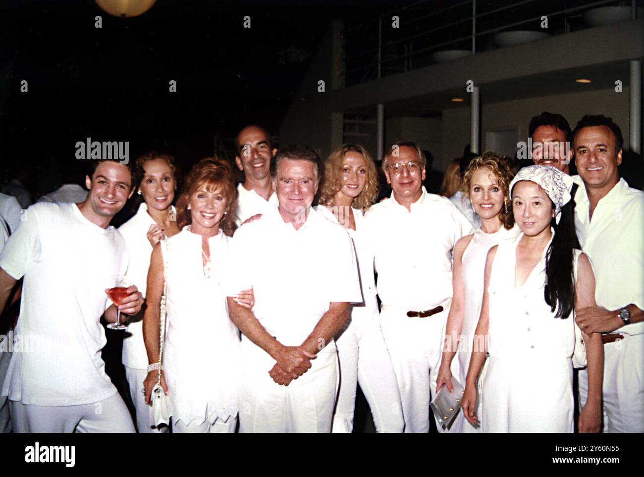 Celebrity All White Party 60 Photos - Moonagedaydream.film