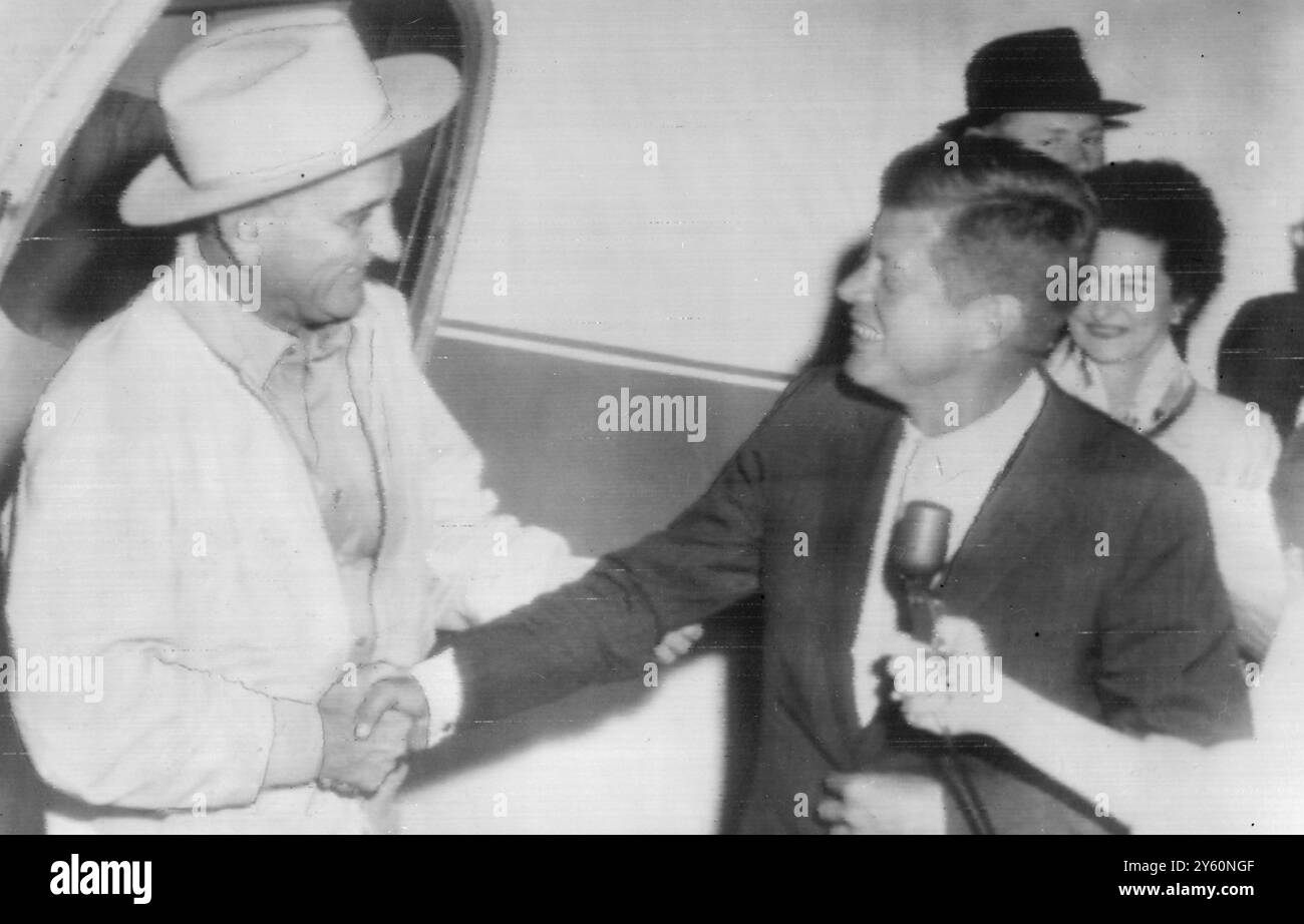 Kennedy johnson 1960 hi-res stock photography and images - Alamy