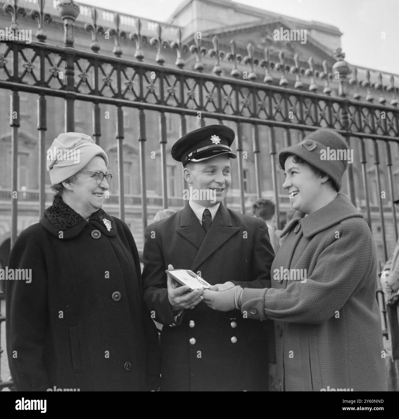 INVESTITURE DUNLOP JAMES FIREMAN WITH WIFE MOTHER 15 NOVEMBER 1960 ...