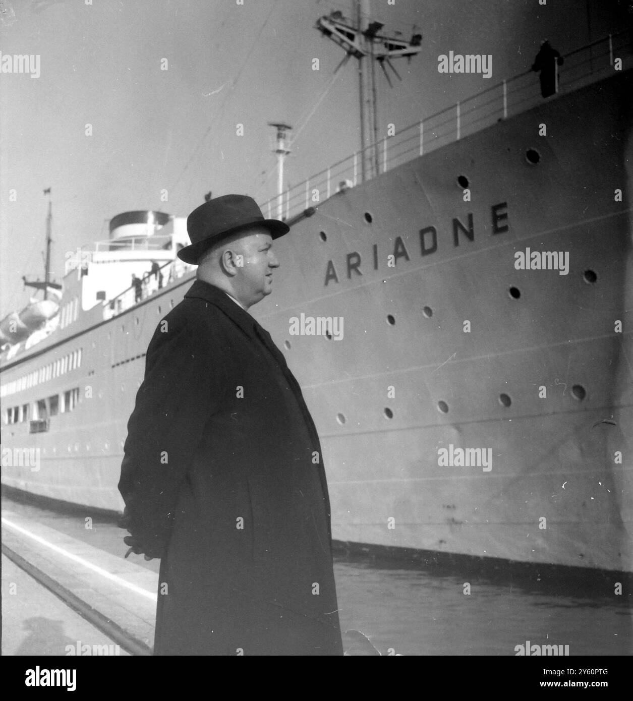ARMSTRONG CAPT 7 NOVEMBER 1960 Stock Photo - Alamy