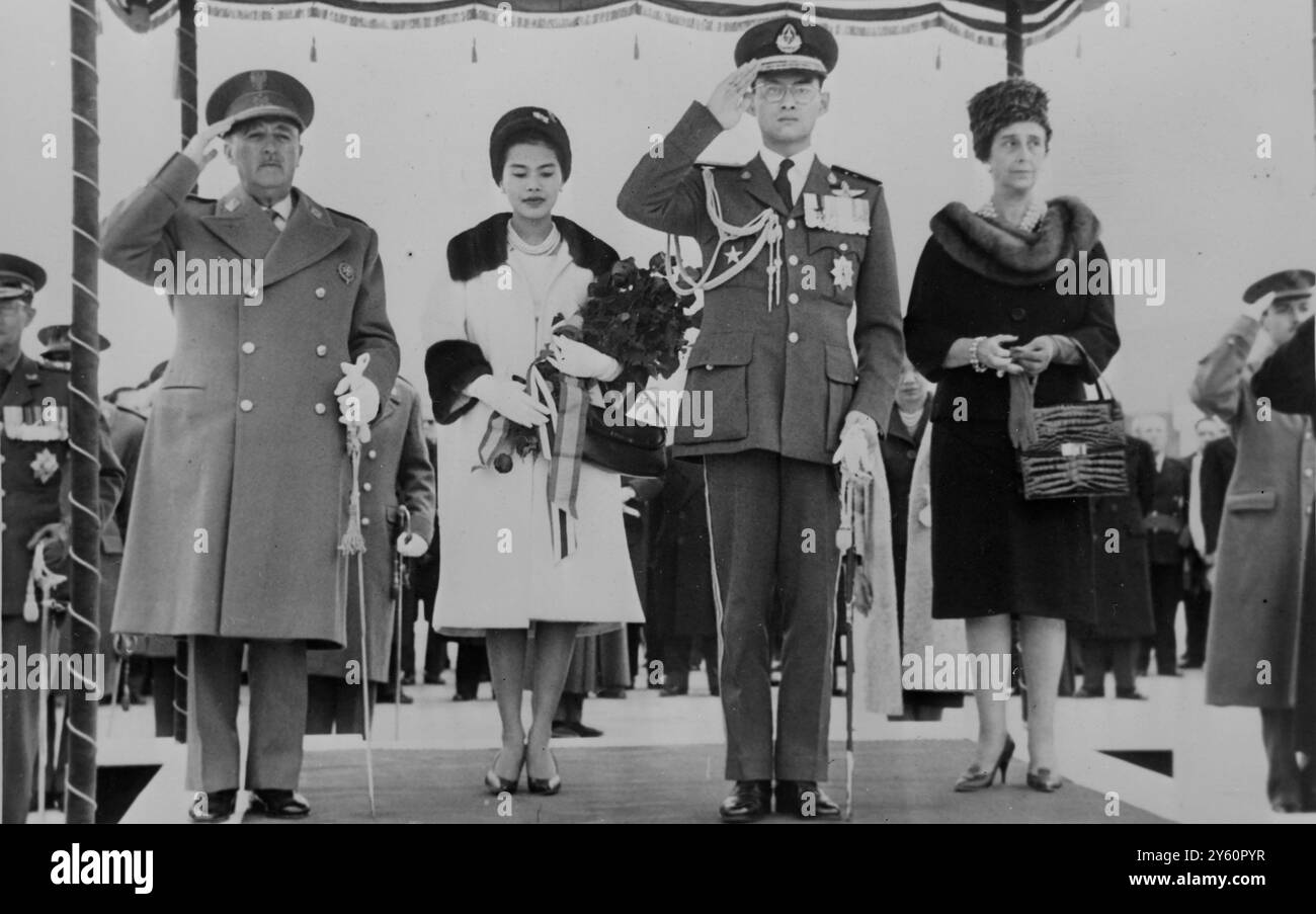 BHUMIPOL KING GEN FRANCO,WIFE AND QUEEN 7 NOVEMBER 1960 Stock Photo - Alamy