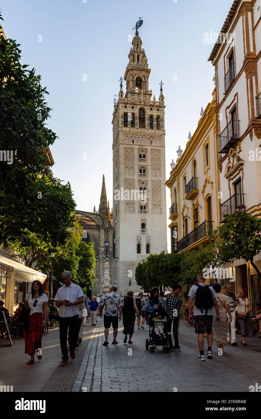 Sevilla mosque hi-res stock photography and images - Alamy