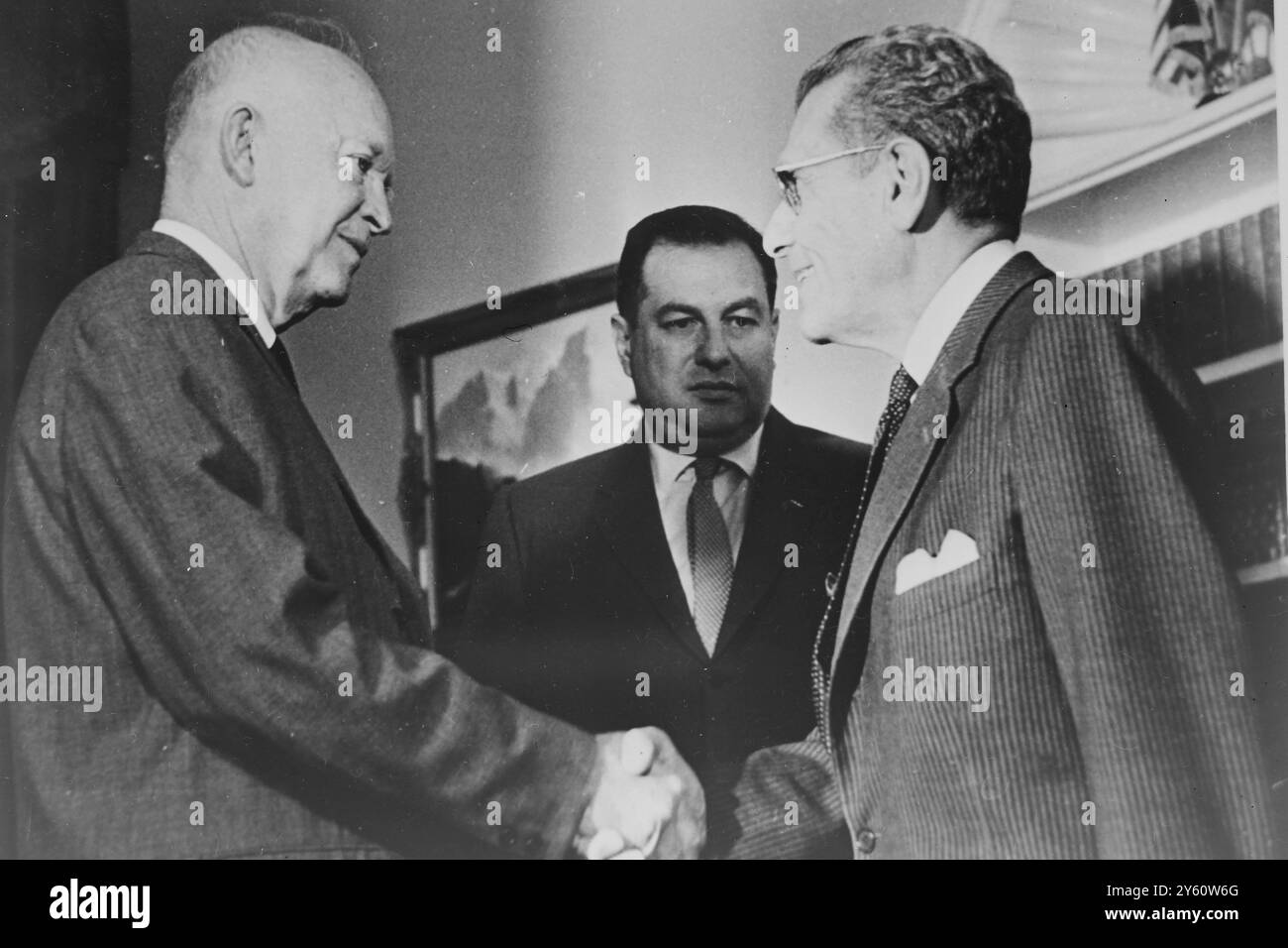 UN EISENHOWER ROSSIDES HEAD CYPRUS DELEGATION 17 OCTOBER 1960 Stock ...