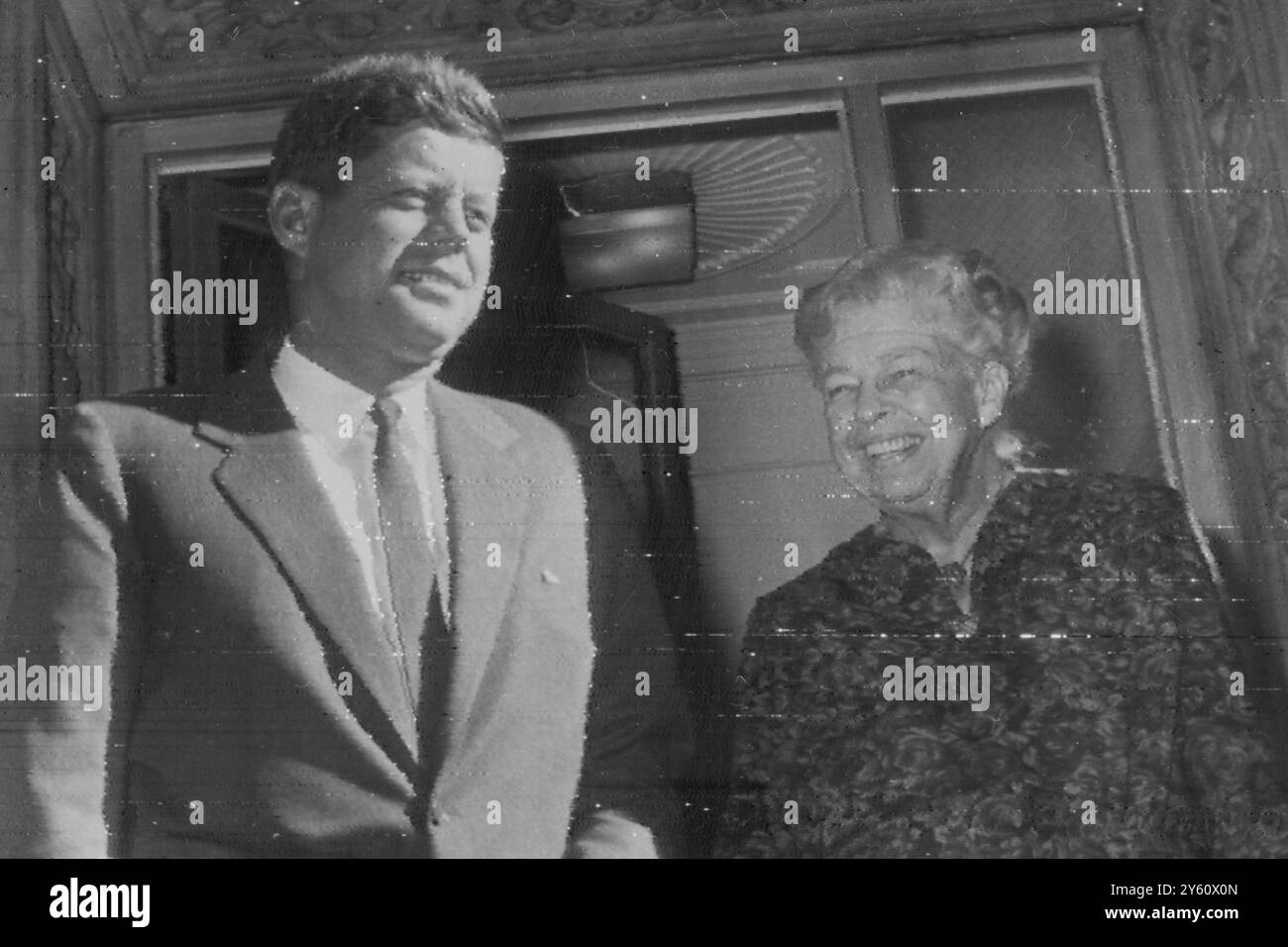 JOHN F KENNEDY ROOSEVELT MRS ELEC CAMPAIGN / 12 OCTOBER 1960 Stock ...