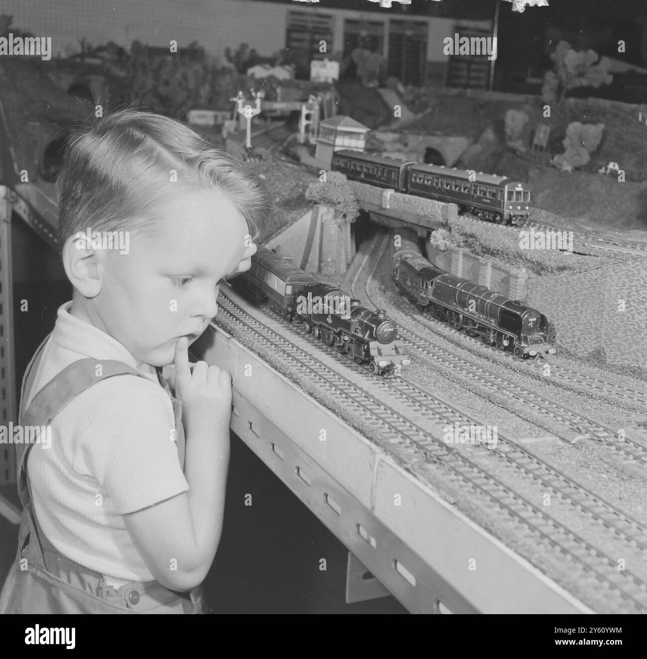 Model rail show hi-res stock photography and images - Alamy