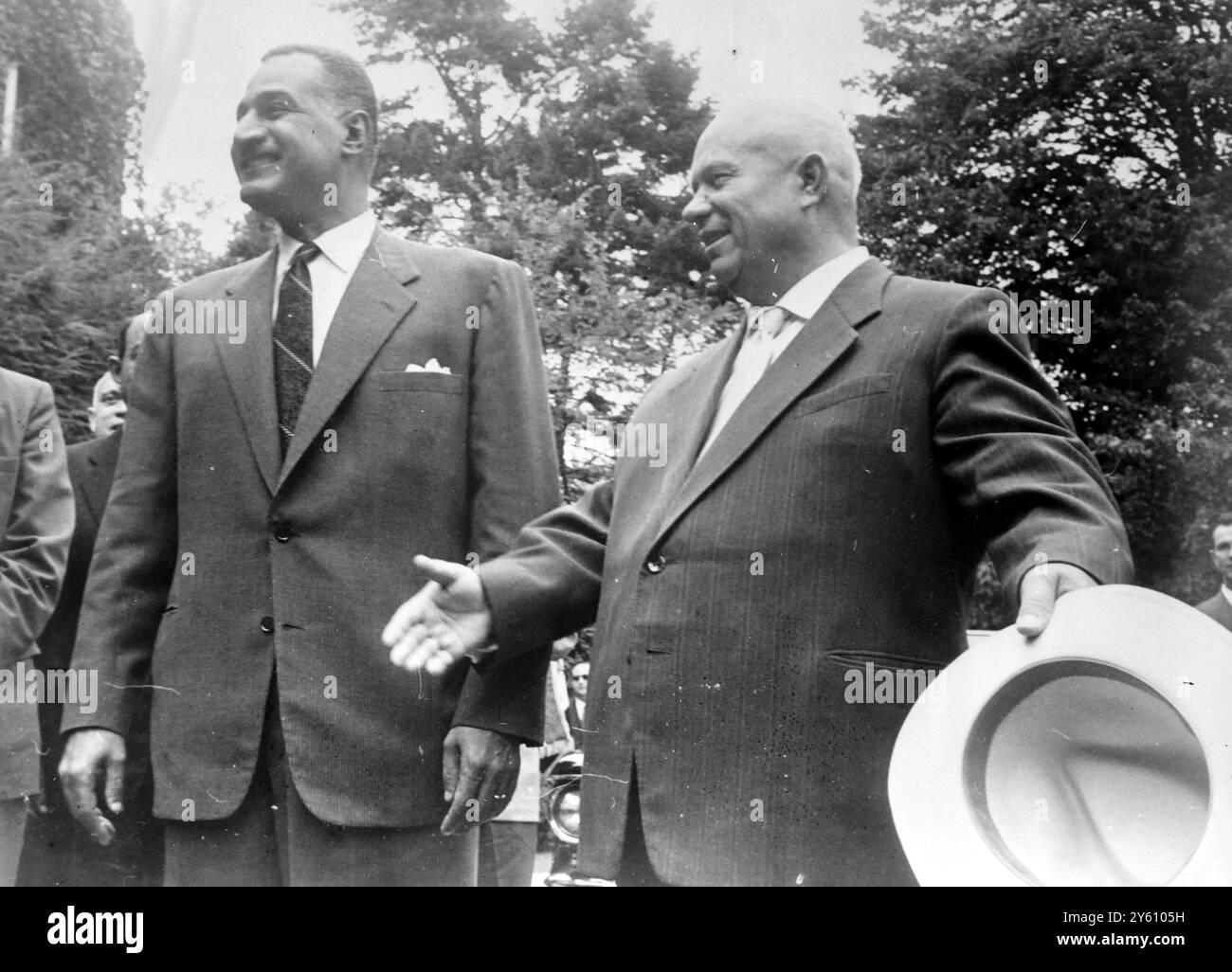 SOVIET PREMIER NIKITA KRUSHCHEV NASSER AT GLEN COVE LONG ISL / 25 ...