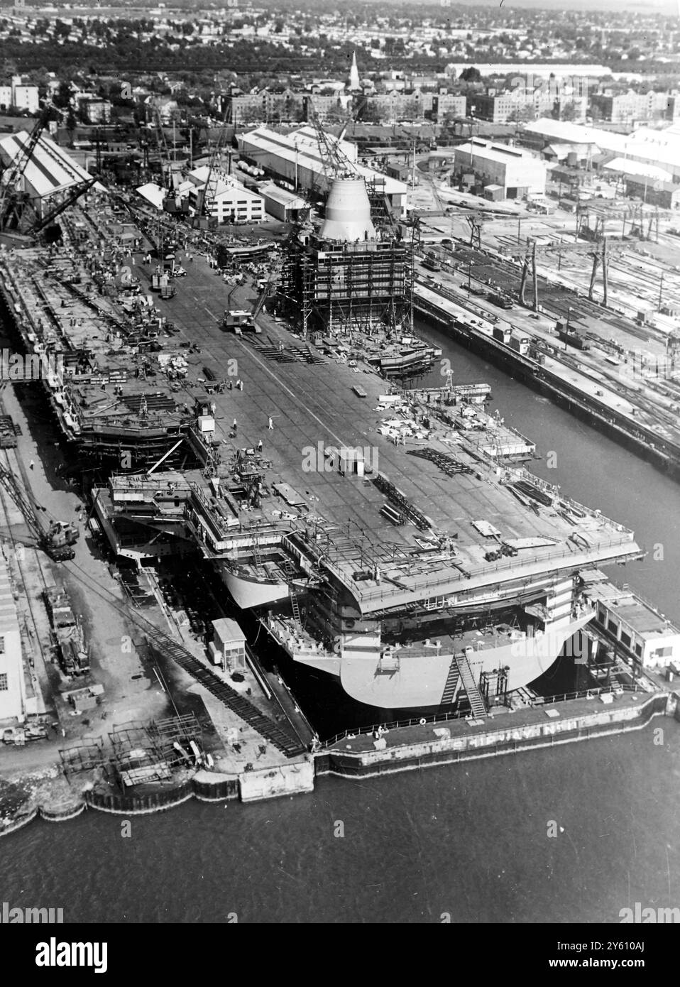 US NAVY USS ENTERPRISE NUCLEAR POWERED AIRCRAFT 22 SEPTEMBER 1960 Stock ... US NAVY USS ENTERPRISE NUCLEAR POWERED AIRCRAFT 22 SEPTEMBER 1960 Stock ...