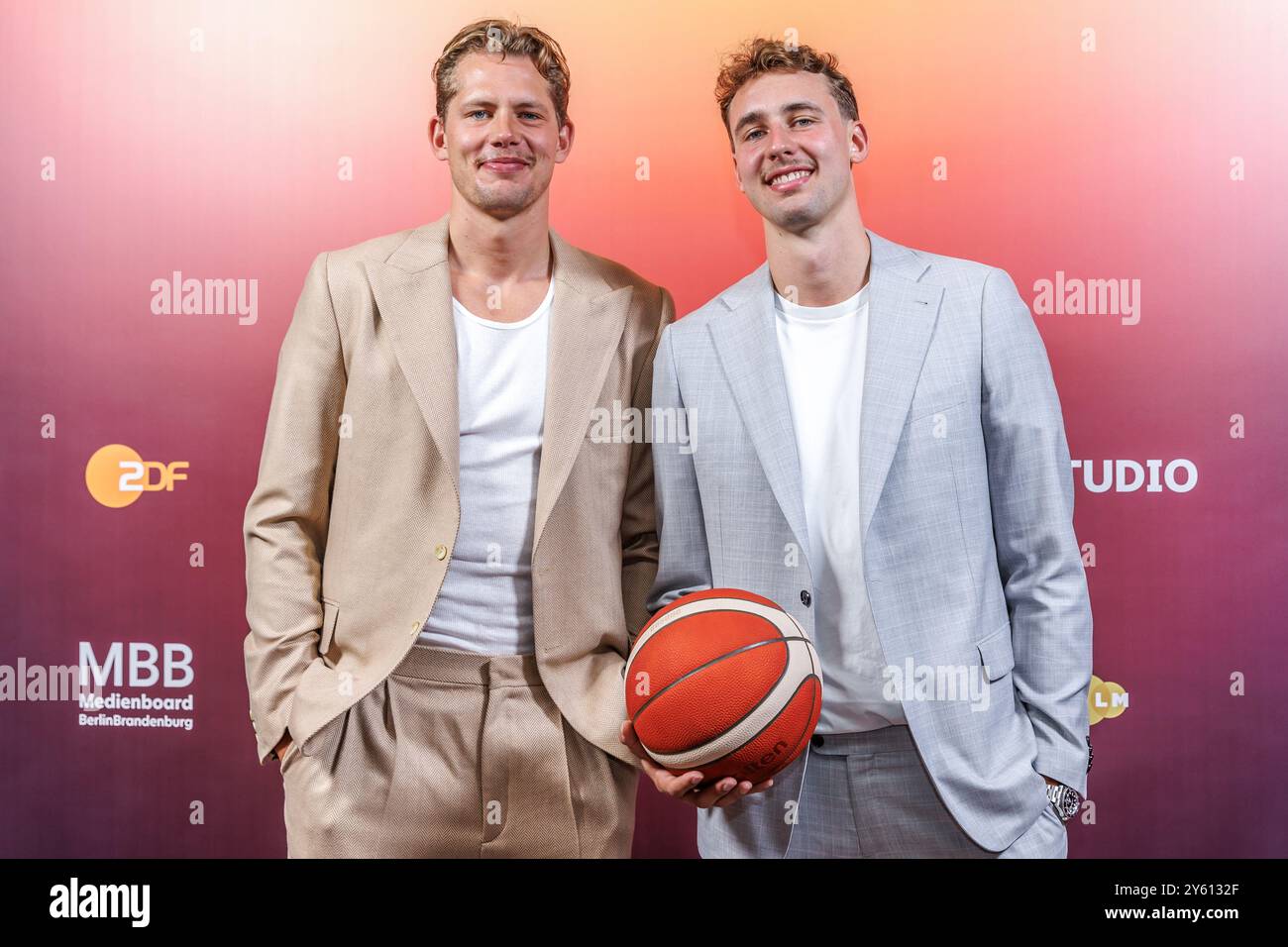 Berlin, Germany. 23rd Sep, 2024. Basketball: Basketball pros and ...