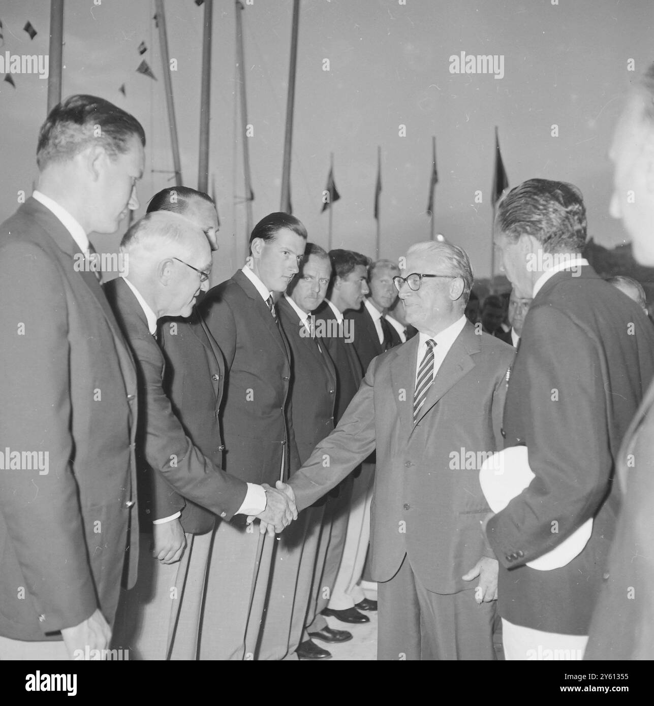ITALIAN PRESIDENT GRONCHI GIOVAN GREATS BRITISH SAILING TEAM IN NAPLES ...