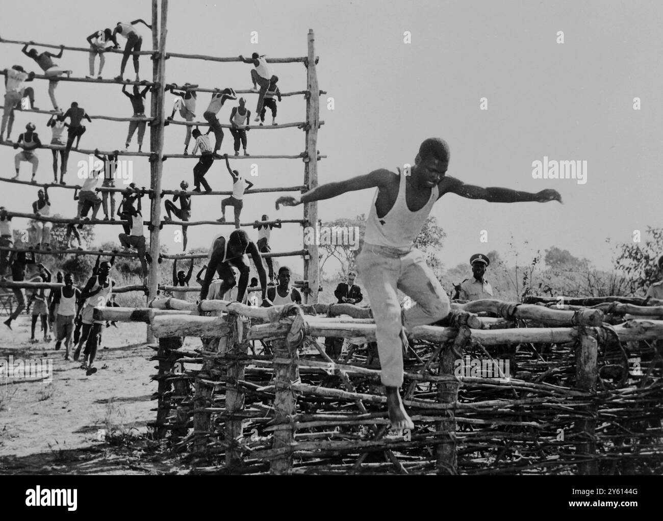 Army training 1960 hi-res stock photography and images - Alamy