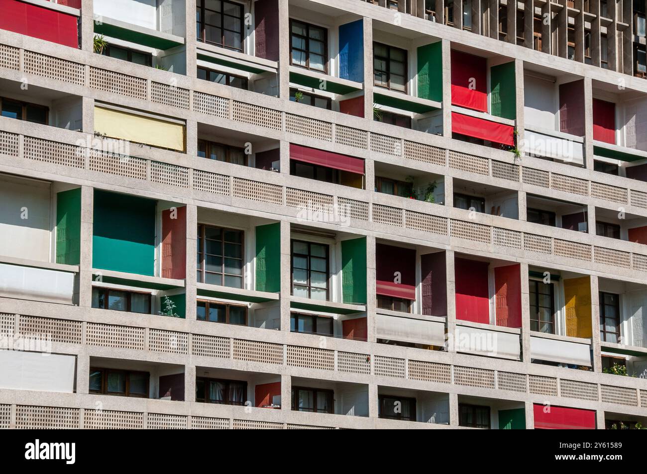 The colors of the balconies of the Unité d'Habitation de Marseille ...