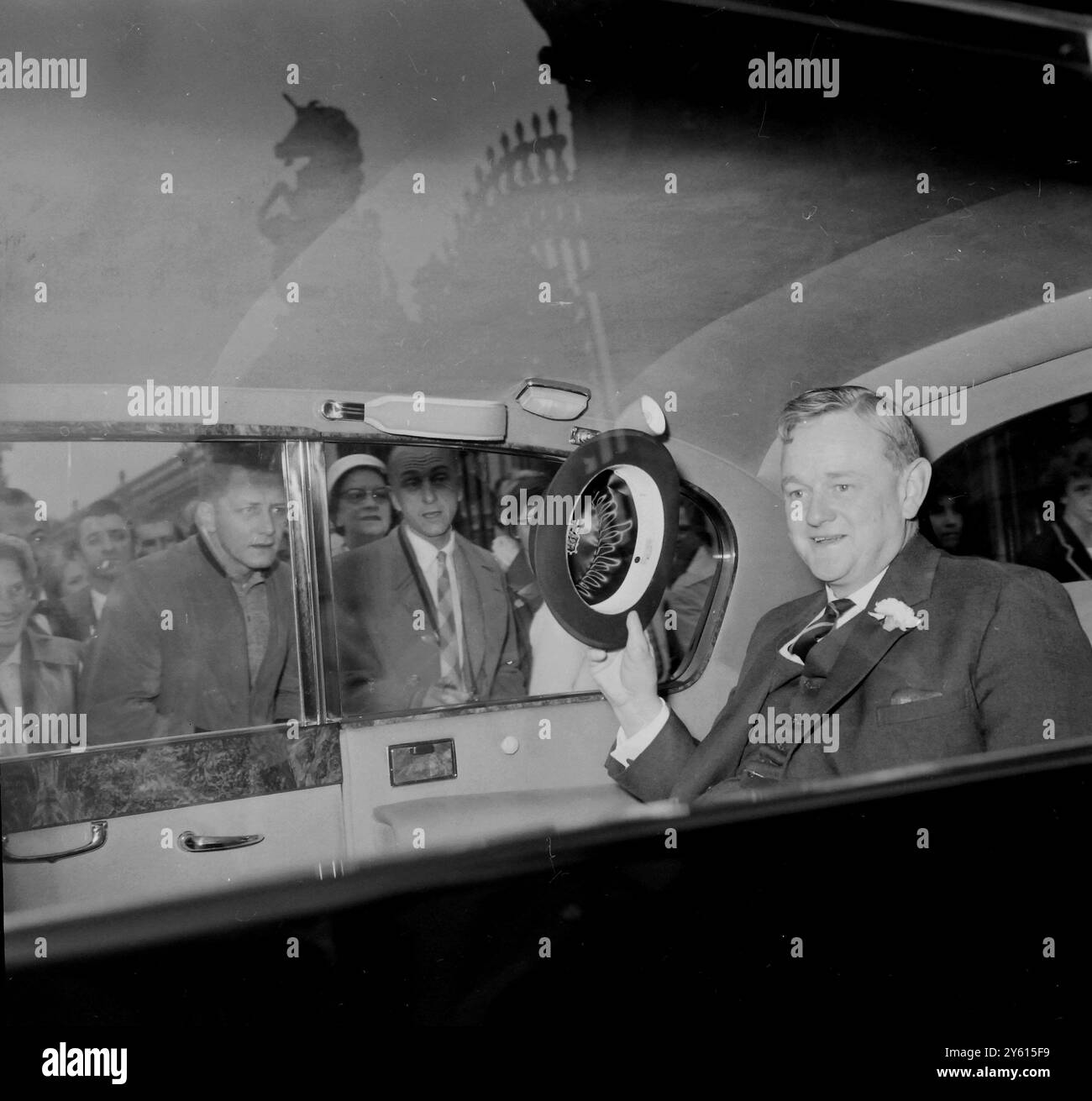 VISCOUNT HAILSHAM - GOVERNMENT CABINET CHANGES LONDON DOWNING STREET ...