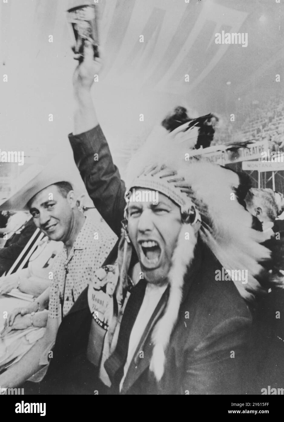 KUCK DON RED INDIAN FANCY DRESS / 28 JULY 1960 Stock Photo - Alamy