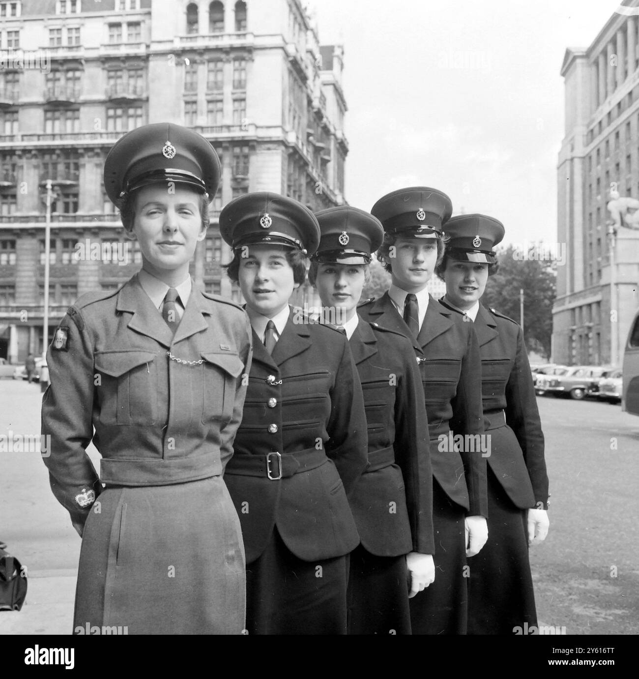 British army military police Black and White Stock Photos & Images - Alamy